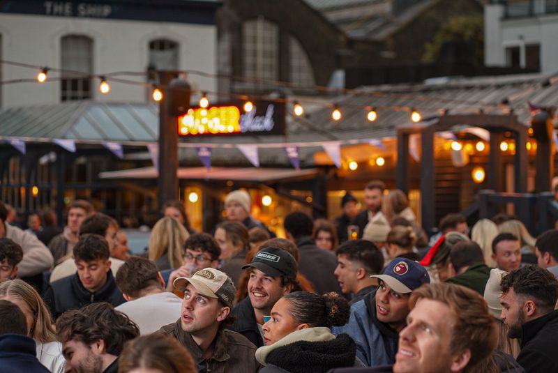 The Ship | Wandsworth | Young's Pub